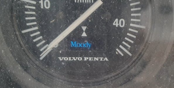 Volvo tachometer erratic | YBW Forum